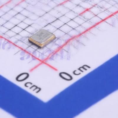 China Compact ceramic surface mount quartz crystal unit SJK 7E12000E10UCG with 12 megahertz frequency output for sale
