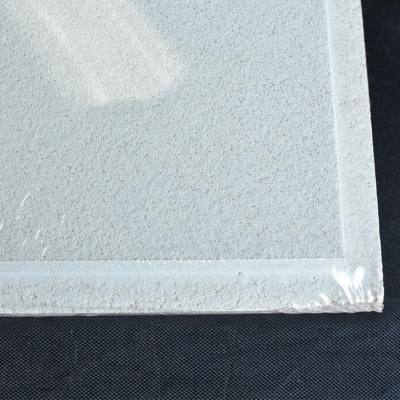 China 600x600/600x1200mm Acustieke dakpanelen van minerale vezels voor celinstallatie Te koop