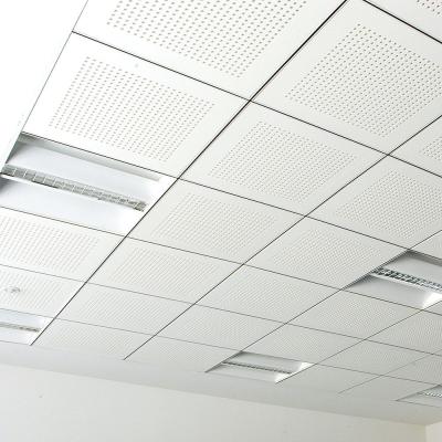 China USG Product 2X4 Mineraalvezel akoestische geperforeerde plafondtegels met aangepaste maat Te koop