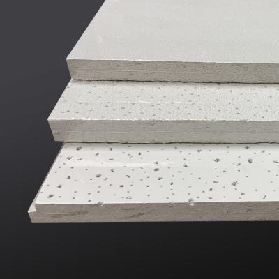 China USG Produkt 2X4 Mineralfaser Akustik Perforierter Deckenfliesen mit individueller Größe zu verkaufen