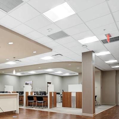 Cina Disegno di soffitto a stella ottica 60x60 Piastrelle di soffitto in fibra minerale di legno con dimensioni personalizzate in vendita