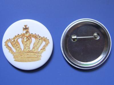 China custom-made special magnetic tin badge for sale