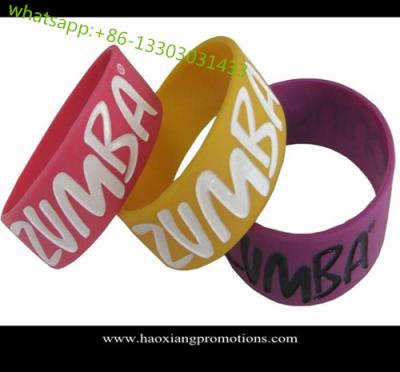 China promotional high quality printed fashion glowing in the dark silicone wristband for sale