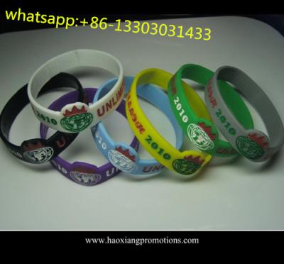 China promotional printed fashion glowing in the dark silicone wristband for sale