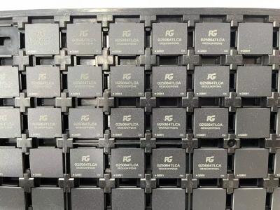 China EMMC Memory IC Flash Memory Chip with High Read Speed 330MB/s High Write Speed 240MB/s and Compact 11.5x13x0.8mm Dimensions for sale