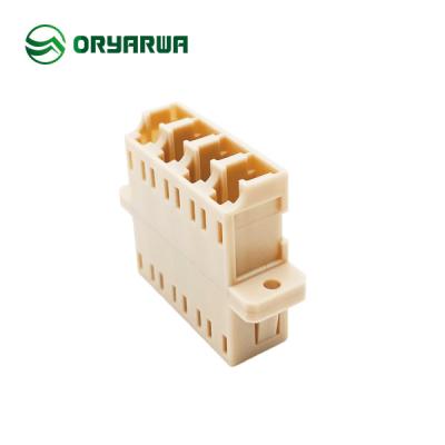 China Gelaste Asymmetrische de Vezel Optische Adapter van de Structuurlc Vierling Te koop