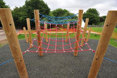 Cina Connettore netto di forma della corda T del campo da giuoco fatto da materiale di alluminio in vendita