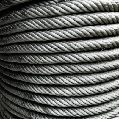 China 48mm PP Combination Rope with 66020 daN Breakload and 500m per Roll for Marine Applications for sale