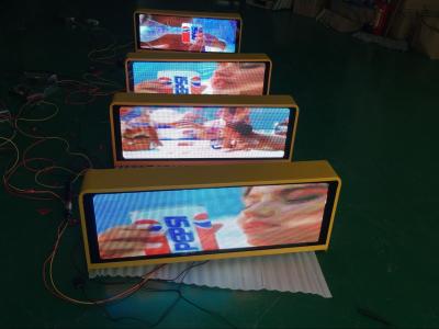 China Exposição de diodo emissor de luz dinâmica 400w/m2 do táxi do carro de pouco peso, de alta resolução à venda