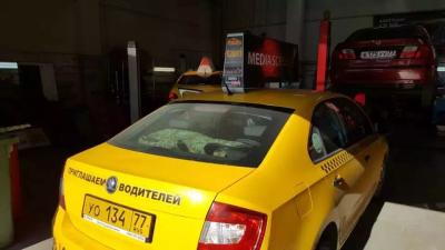 Cina L'automobile di Digital ha condotto il tabellone, il segno 1/8 della cima del taxi 3G che esplora in vendita
