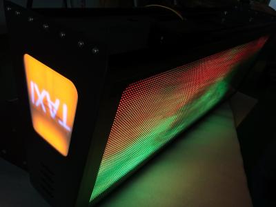 Cina Grande esposizione di LED del taxi di effetto/pubblicità digitale taxi multicolore elettronica in vendita