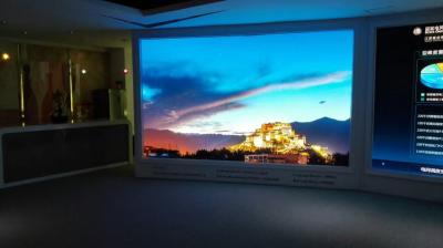 China Consumo P1.5625 da baixa potência, telas de exposição internas do diodo emissor de luz de P1.667 SMD para o fundo de fase à venda