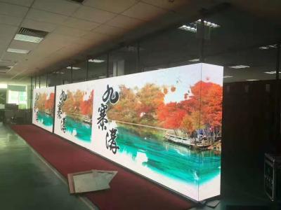 Cina P10 IP65 5000 - il ferro 9500K che fa pubblicità al video a colori completo esterno ha curvato le pareti principali dell'esposizione in vendita