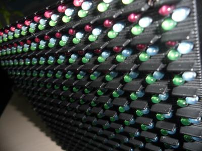 China 1/4 Aftasten Gebogen Volledige de Kleuren Openlucht Geleide Vertoning van P10mm met Brede het Bekijken Hoek Te koop