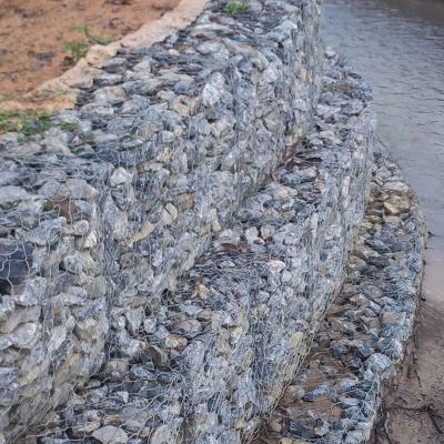 China Hexagonal Mesh Hole Gabions Basket Box Wall Galvanized 2x1x1 Box Gabion for sale