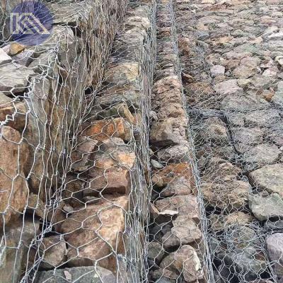 China Gegalvaniseerde gebonden gabion manden zware stenen kooien voor steunmuren landschapsarchitectuur for sale