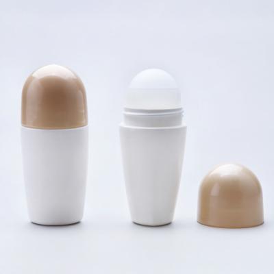 Cina Il rullo vuoto di lusso imbottiglia le bottiglie di profumo bianche di Rollerball in vendita
