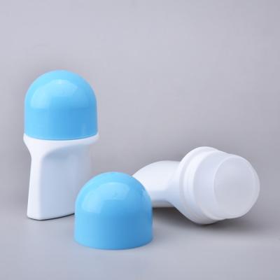 Cina Bottiglie a sfera a rulli con logo personalizzato per l'uso cosmetico e degli oli essenziali in vendita