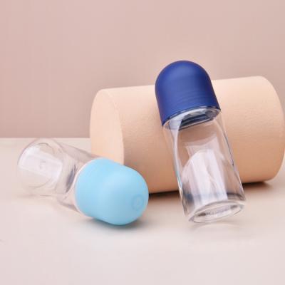 中国 Eco Friendly Roller Ball Bottles With Customizable Smooth Surface 販売のため