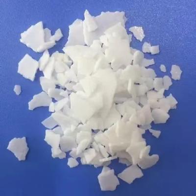 Cina Idrossido di potassio KOH Polvere bianca o solido a scaglie ampiamente utilizzato in varie industrie in vendita