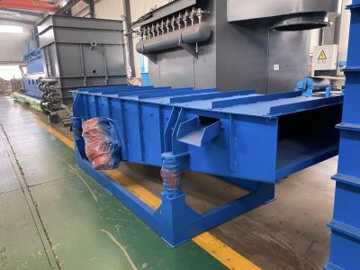 China Durable Vibrating Screen Conveyor with Fully Enclosed Design and 16Mn Steel Mesh for Efficient Low Energy Sand Processing for sale