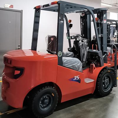 Cina Camione elevatore diesel usato da 3500 kg con sedile a quattro ruote per la movimentazione del carico in vendita
