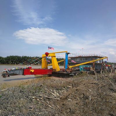 Cina 19 tonnellate di piccole navi da dragaggio fluviale 250 kW Potenza motrice con capacità di 100 M3/h in vendita