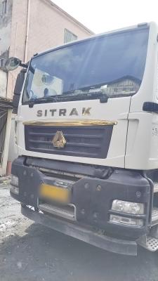 China XCMG 72m pump truck Durable Used Concrete Pump Truck for Infrastructure Development Solutions for sale