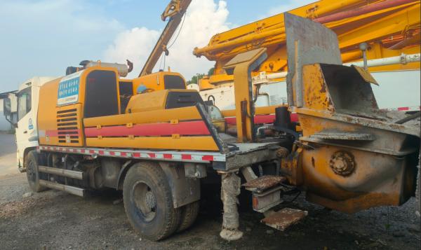 Quality Used 2012 Sany Truck Mounted Concrete Line Pump Concrete Machinery 90-18mpa for sale