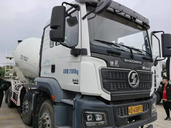 Quality 2021 XCMG 12cbm Used Concrete Mixer Truck With Shacman Chasis WP8.340E51 Engine for sale