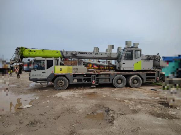 Quality USED 2017 ZOOMLION 25 ton mobile crane Hydraulic Cranes Lever-operated control for sale