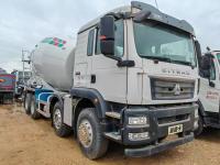 Quality Brand- New Sinotruk 14cbm Concrete Mixer Trucks Euro VI Emission Strong Load for sale
