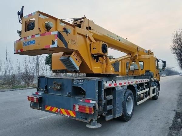 Quality Second-hand 2021 XCMG XCT12L4-1 12t truck crane for hot sale for sale