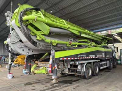 Cina Usato 2019 Zoomlion 63m camion pompa con telaio Benz per la vendita calda in vendita