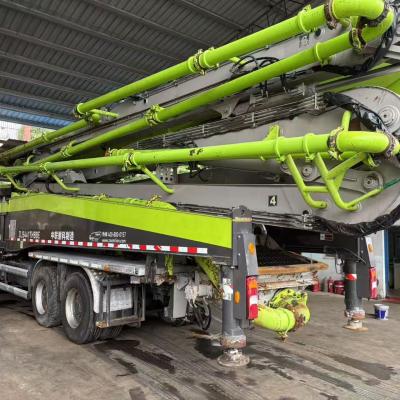 Cina Camion per pompe di cemento usato 2020 Zoomlion 63m 63 metri con chassis Mercedes Benz in vendita