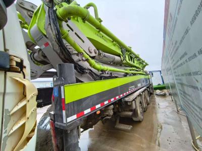 Cina 70m Zoomlion Concreto Pump Truck su Chassis Sitrak La soluzione definitiva per la costruzione in vendita