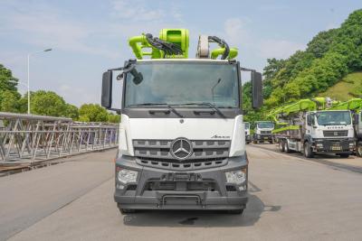 중국 사용된 콘크리트 펌프 트럭 ZLJ5440THBBF 62X-6RZ 180m³/h 용량 판매용