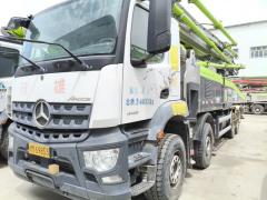 De verkoop van de auto bommenwerper Zoomlion van 56m wordt gebruikt als hoes voor de benzine.