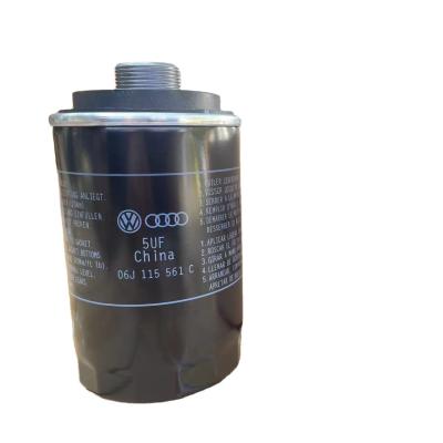 Cina Ricambi per motori di auto Filtro d'olio 06J115561C per carburante di purezza Adatto per Audi in vendita