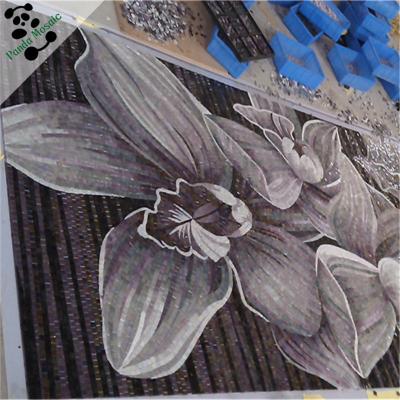 China Mb Smm10-a Artistic Home Decor Handmade Glass Mosaic Mural Pattern Purple Flower Design Mosaic Tile Picture for sale
