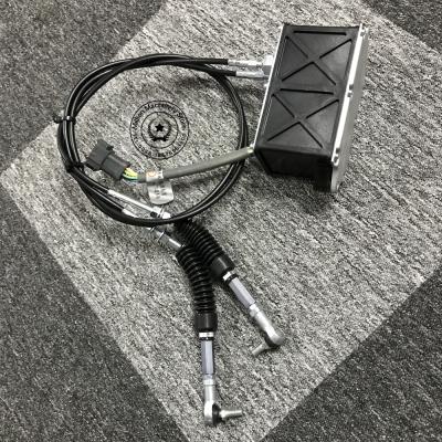 Cina elettronico automatico E320C Digger Governor del motore 247-5212 del comando dei doppi perni del cavo 7 in vendita
