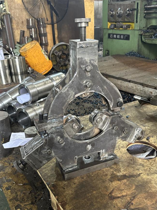 Hydraulic plunger pump internal mechanism