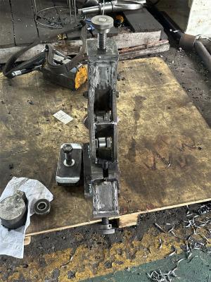 China Metallurgy Customized Lathe Center Frame And Tool Machine Lathe Accessories for sale