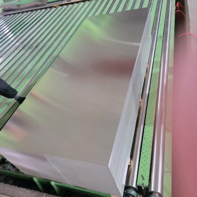 Cina 10 mm-2600 mm lamiera di lega di alluminio 1100 3003 5083 6061 H112 1003 anodizzata in vendita