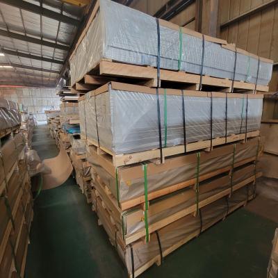 Cina 10 mm-2600 mm lamiera di lega di alluminio 1100 3003 5083 6061 H112 1003 anodizzata in vendita