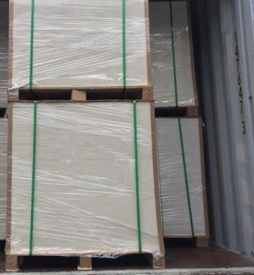 Cina Carta spessa mista riciclata del cartone del peso 100g 200g 300g della polpa in vendita