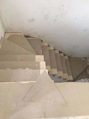 Cina rotolo temporaneo di protezione del pavimento di larghezza di 32in per il cantiere in vendita