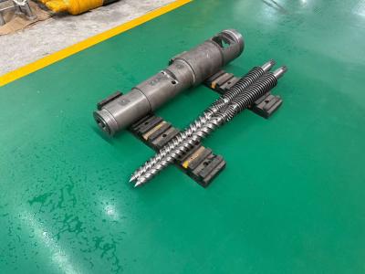 China Oil Cooling Conical Twin Screw and Barrel Chrome Plating Hardness HV 900-1000 Barrel Material grade Alloy Steel Designed for Long Term for sale