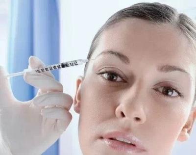 China stable cross-linked Hyaluronic acid filler Anti-wrinkle long-term effective for sale