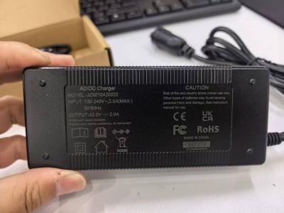 중국 4A 보쉬 액티브/퍼포먼스 라인 36V 배터리 표준 충전기 판매용